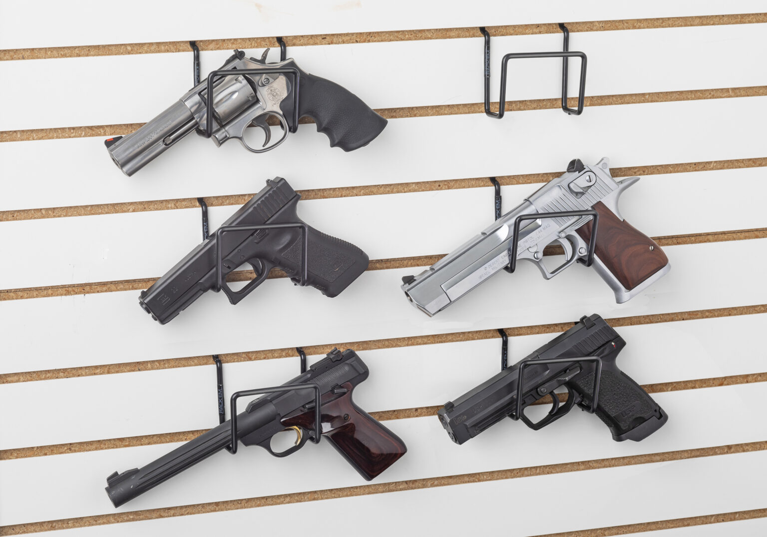 Full Size-Plus Pistol/Rifle Display (Pack of 10 Pcs) – Slat Wall/Peg ...