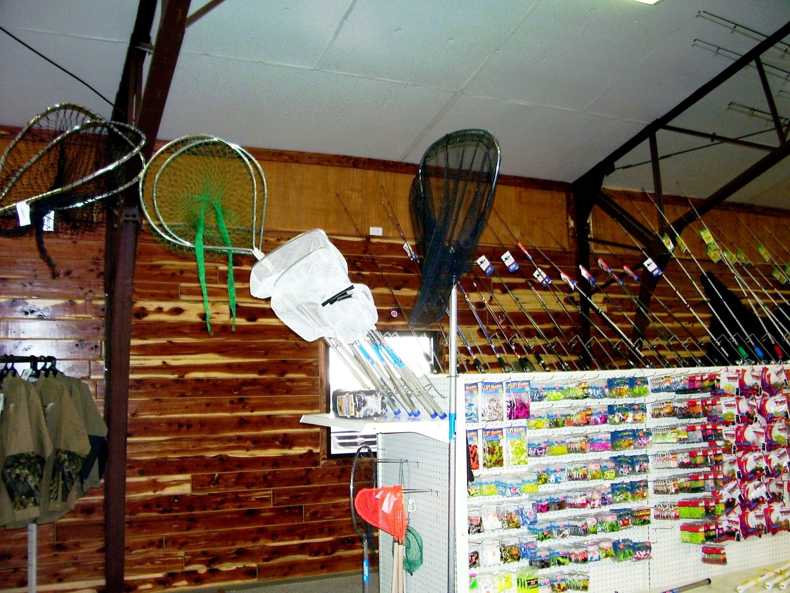 EZ Rod™ 45° Fishing Rod Slat Wall and Peg Board Display (SKU: 7145-10 ...